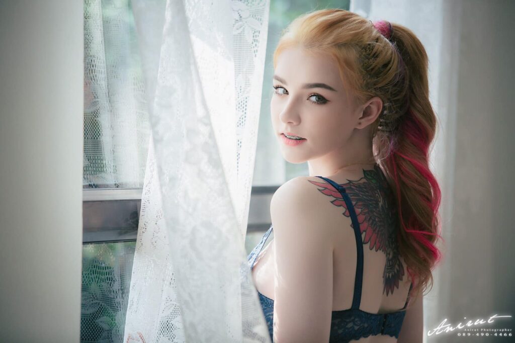 เจสซี่ วาร์ด นางแบบ ต่างชาติหุ่นแซ่บ มาพร้อมกับไฟหน้าสุดอลัง 18