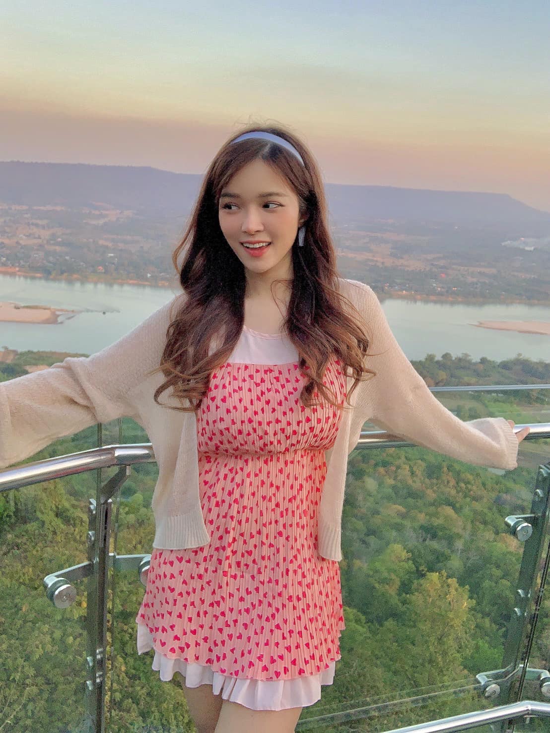 MayryC สาวน้อย สตรีมเมอร์ สายแอบแซ่บ งานดี 18+