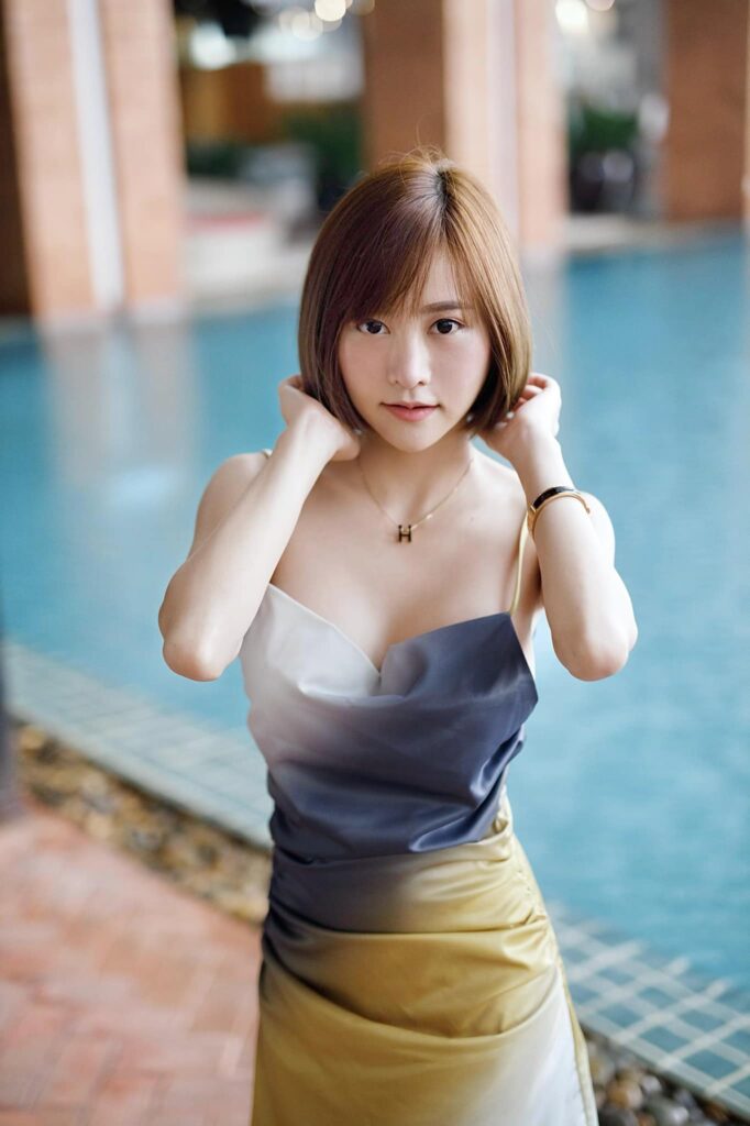 Ployly Nuttamon สาวหมวย หุ่นเอ็กซ์ สเปคชายไทย แจกวาร์ป 18+