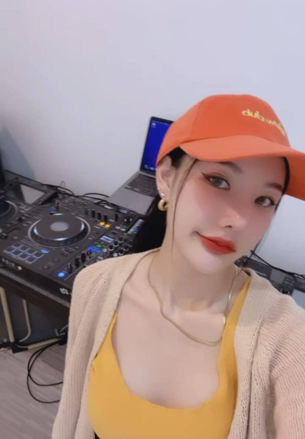 Lookwa Atittaya เปิดวาร์ป พริตตี้ ตัวท็อป Onlyfans 18+